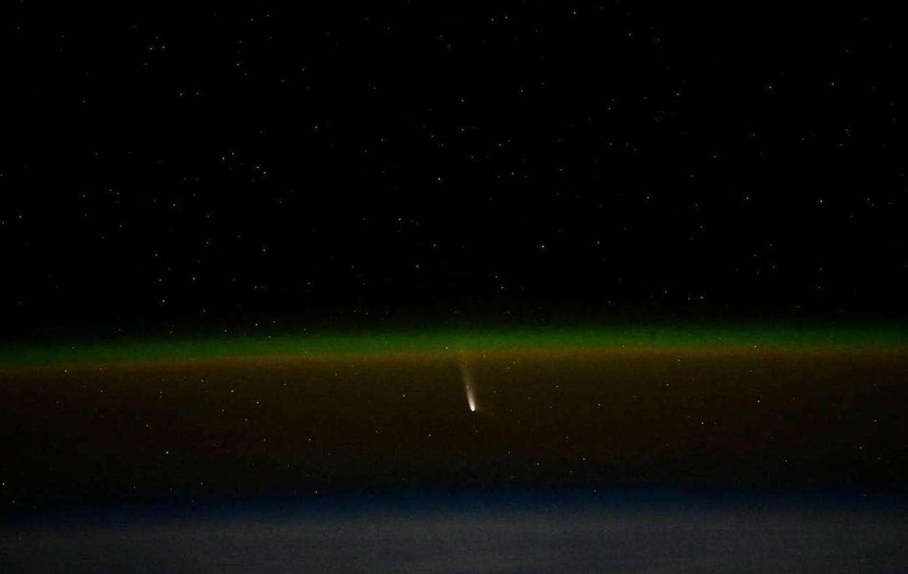 El cometa del siglo ya está aquí y la NASA nos muestra las primeras ...
